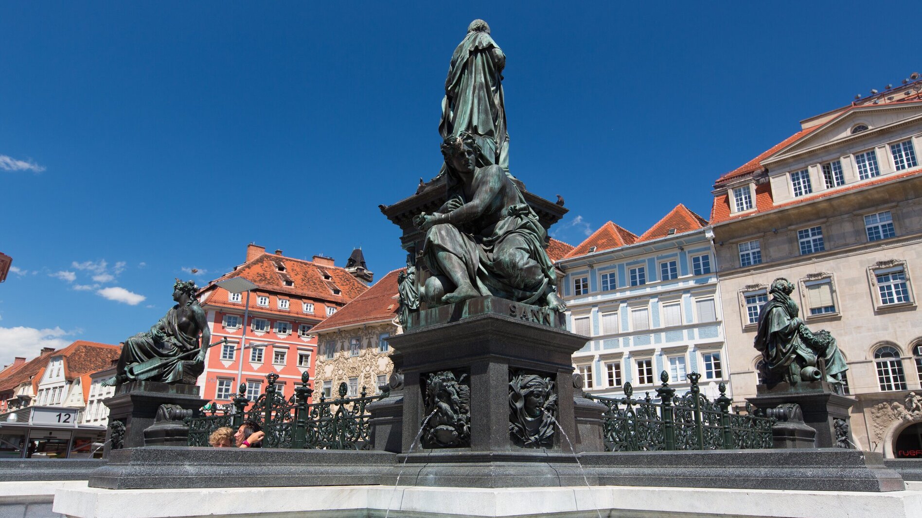Hauptplatz & Rathaus Graz – Zentrum der Altstadt